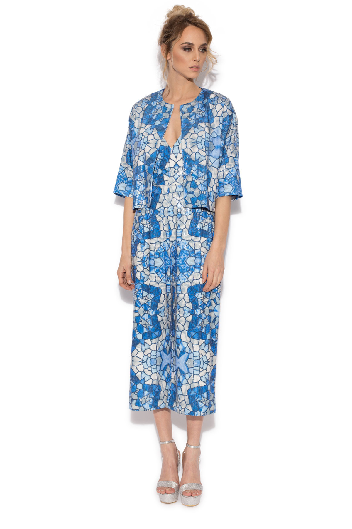 Elegant bolero with blue geometric print | J8586 | NISSA